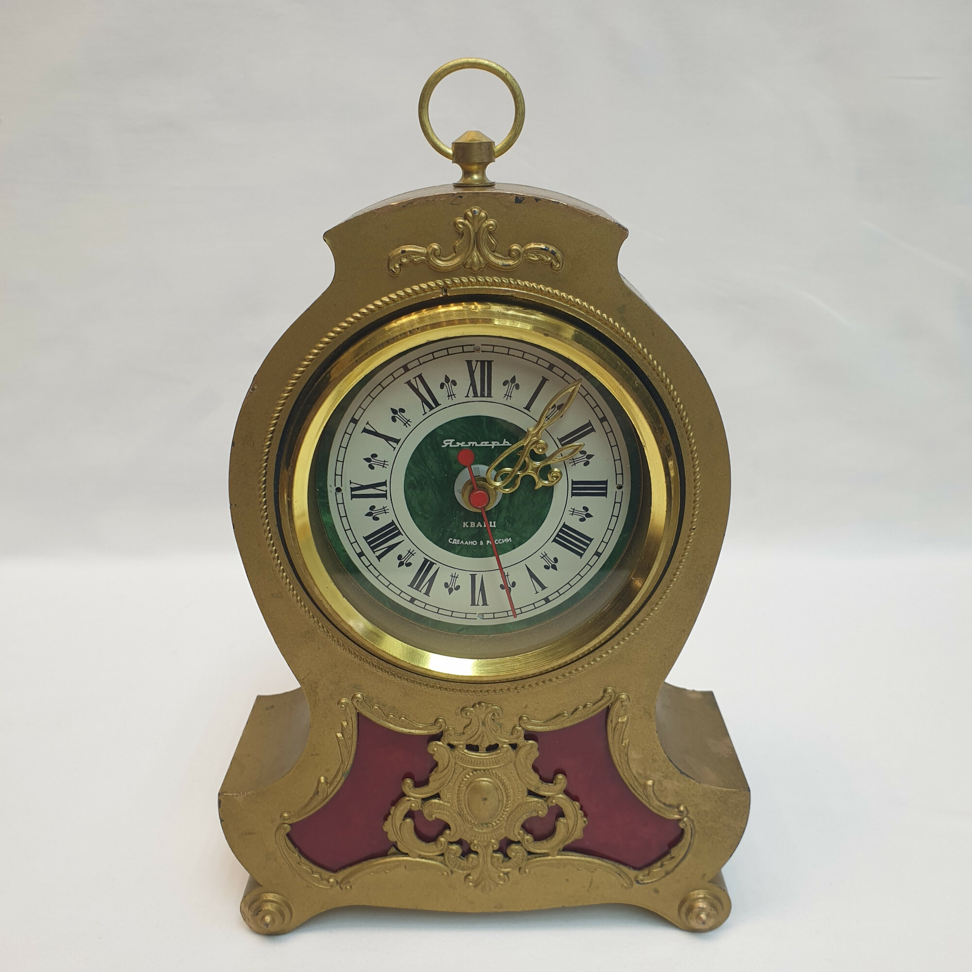 Часы настольные "Янтарь", кварцевые, рабочие, пластик. Винтаж, СССР.