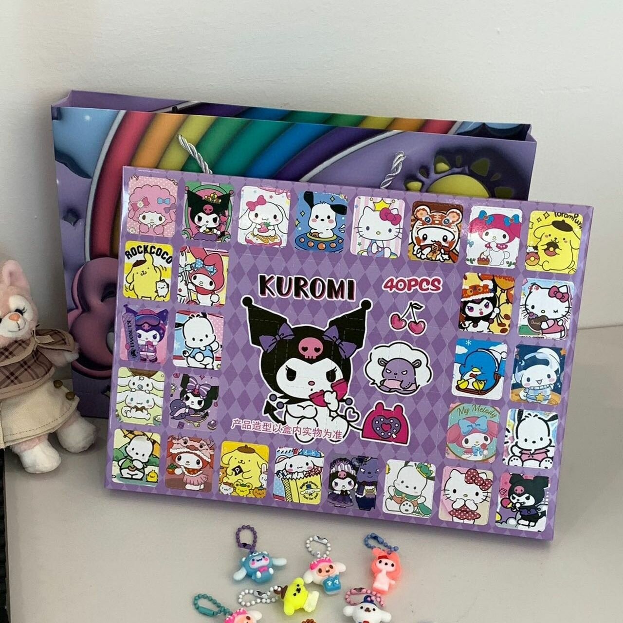 Коробка с куклами Sanrio, 40 штук, подарок на День детей для начальной школы, подвеска, слепая коробка, коробка для школьного стенда