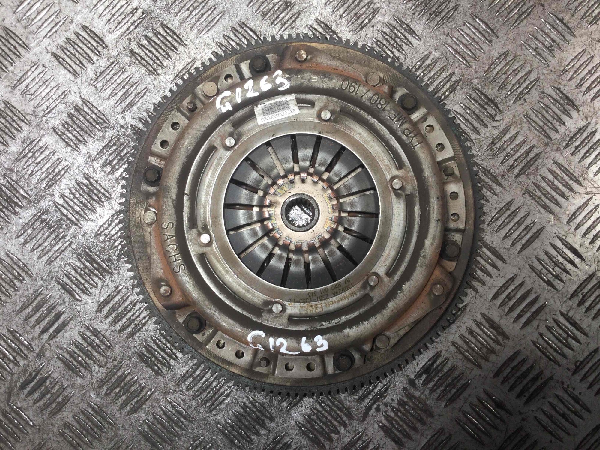 Б/У Маховик Ford Fiesta 5 поколение (2001-2007) 2002 г.