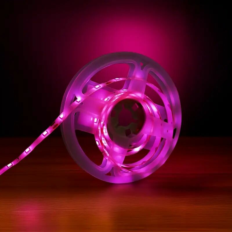 Фитолента, 1 м, 60 LED, USB-кабель (80 см), для рассады и растений обладает особым спектром свечения с преобладанием синего и красного цветов.
