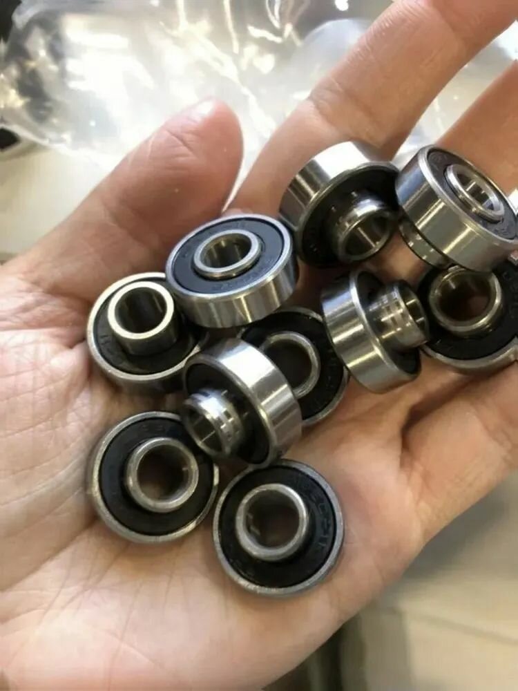 Подшипники 608 RS скоростные ABEC-11 (набор 2 шт) с выступающей втулкой на электросамокат, коляску, беговел, скейтборд