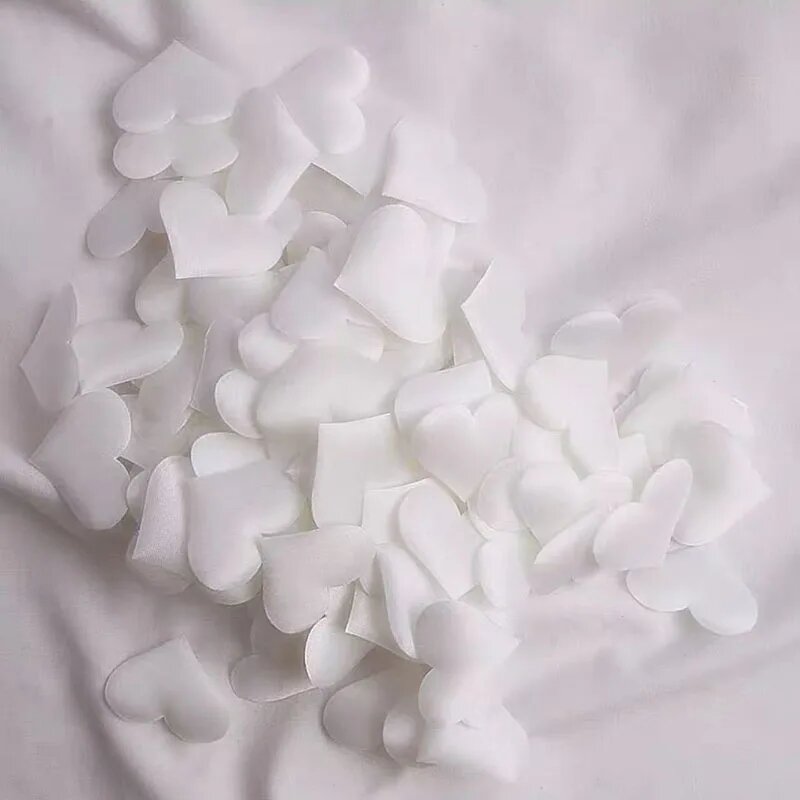 Белые искусственные сердечки из пенобумаги, 500 шт.