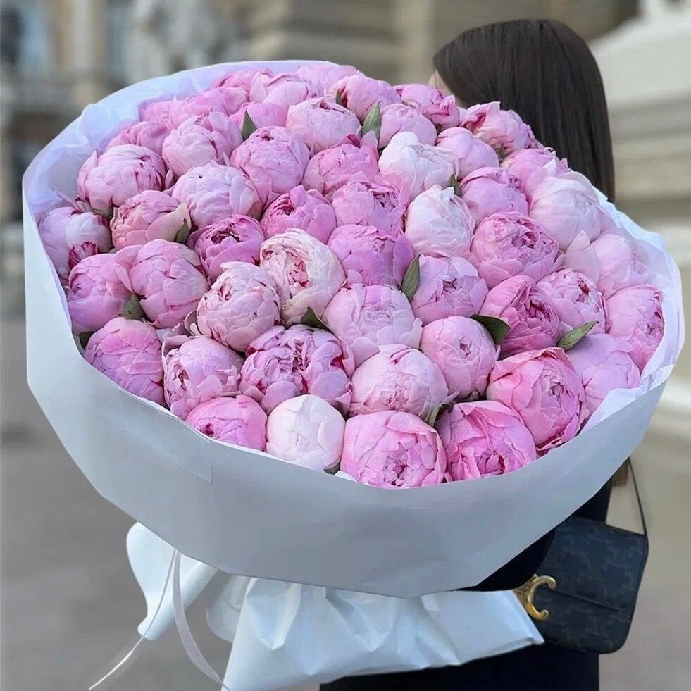 Букет из розовых пионов 51 шт, красивый букет цветов, шикарный, премиум цветы, премиум букет