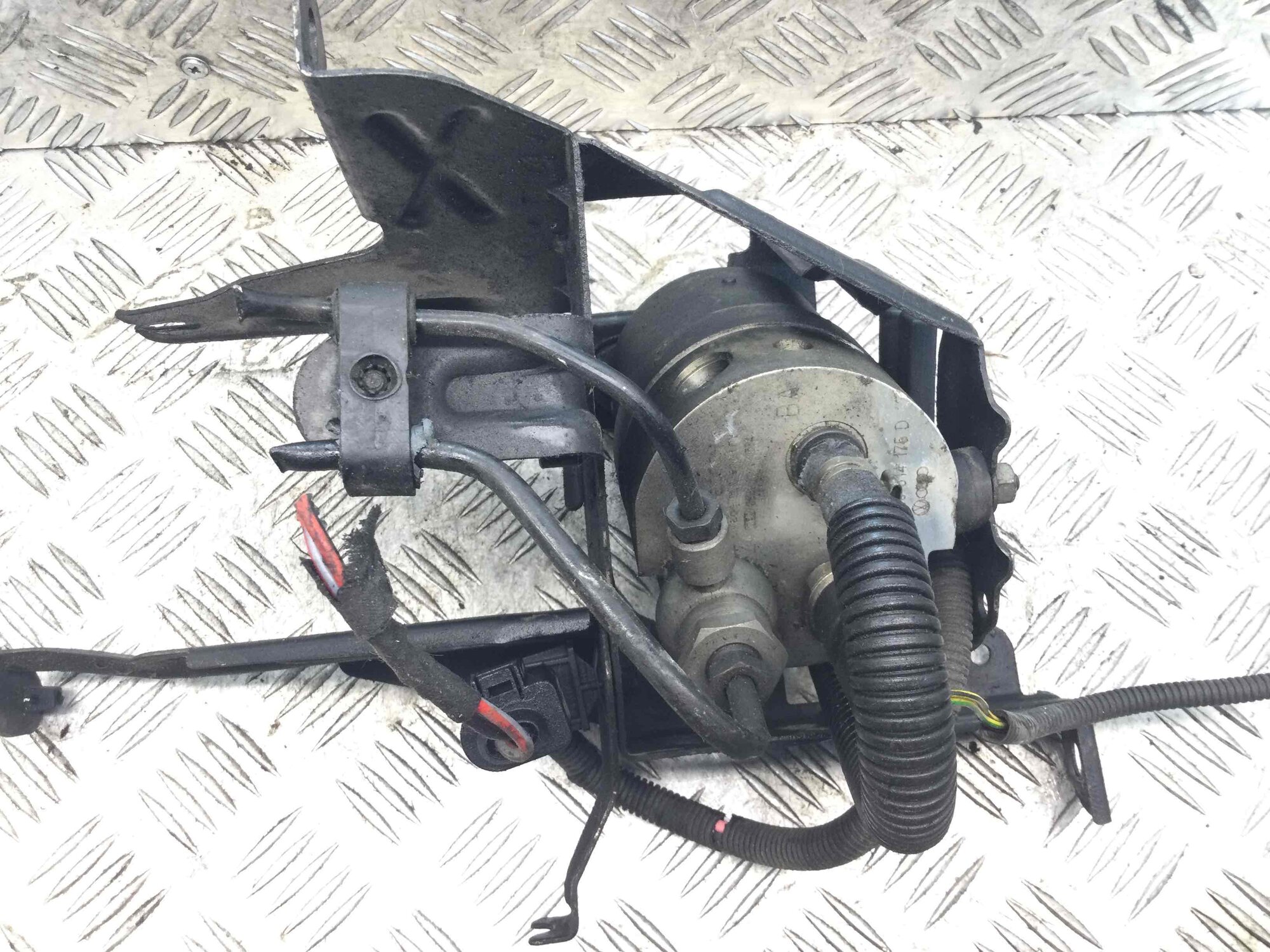 Б/У Блок ABS Volkswagen Passat B5 (1996-2000) 1999 г.