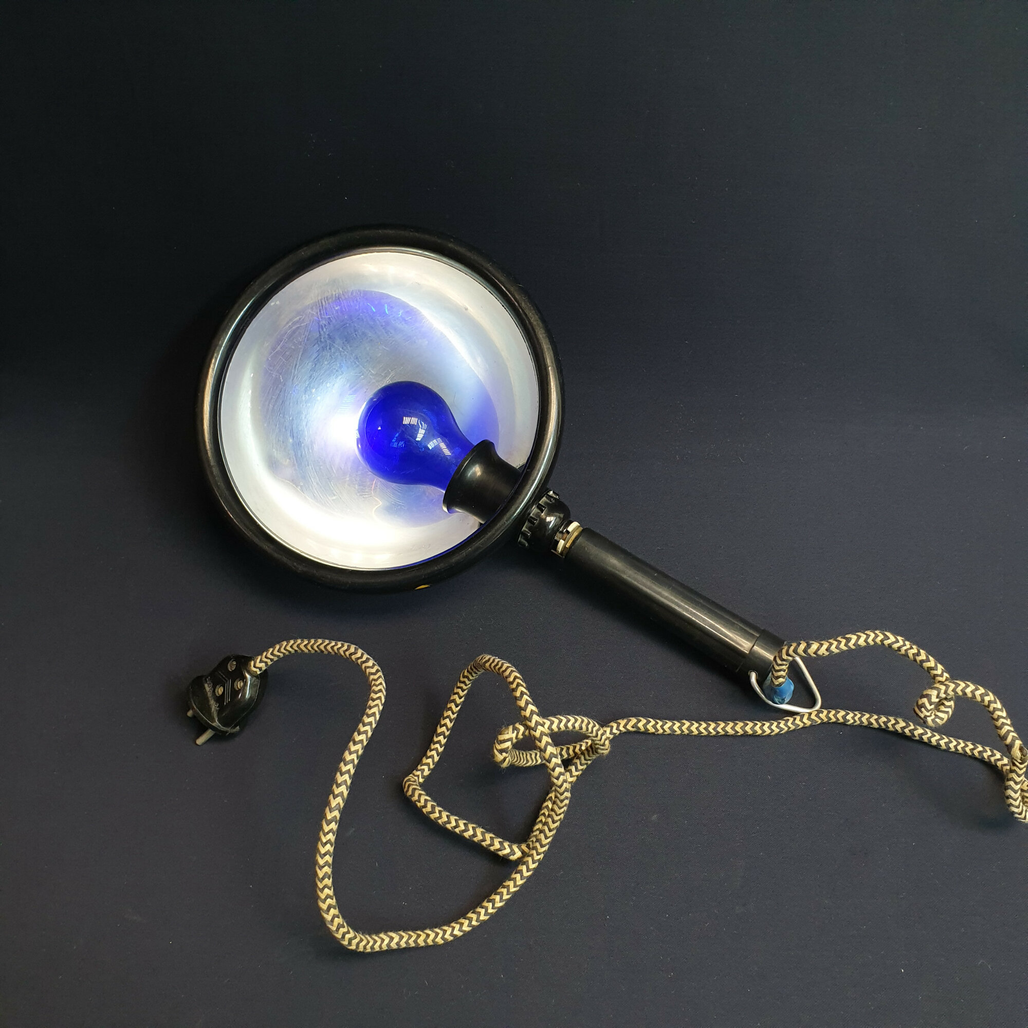 Лампа рефлектор Минина, металл, рабочая. Винтаж, СССР.