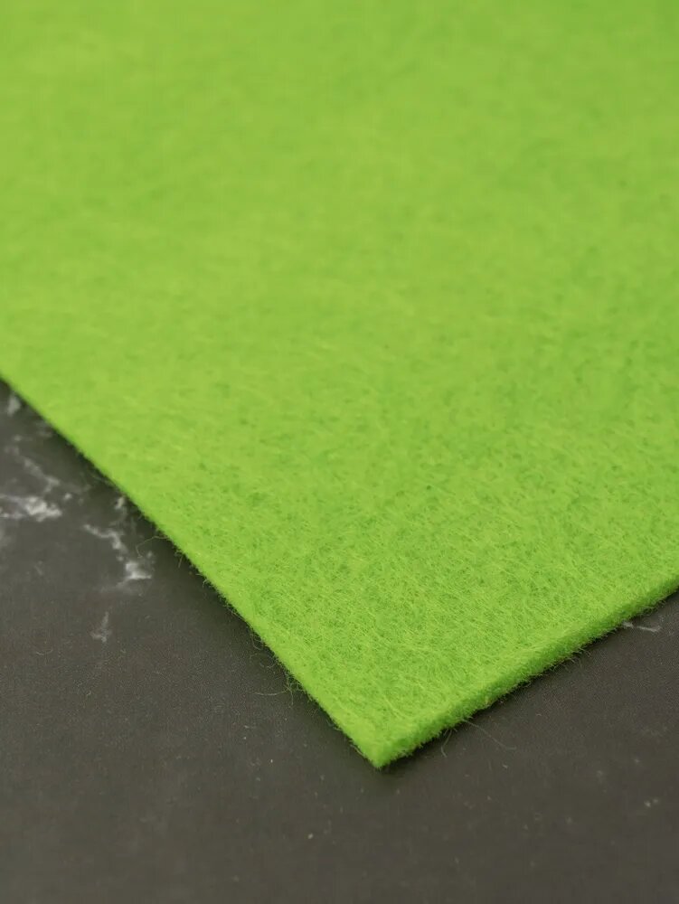 Фетр 2 мм 30х45 см светло-зеленый 350 г/м2 1 шт