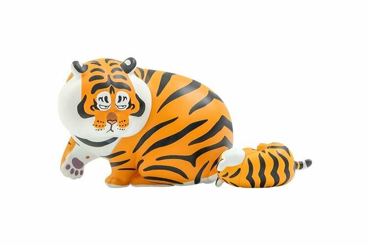 52TOYS Коллекционная фигурка унисекс With Doll Таинственные боксы, I Am Not Takeshi Goda, Takeshi Goda with A Child-A Loving Father and Obedient Son