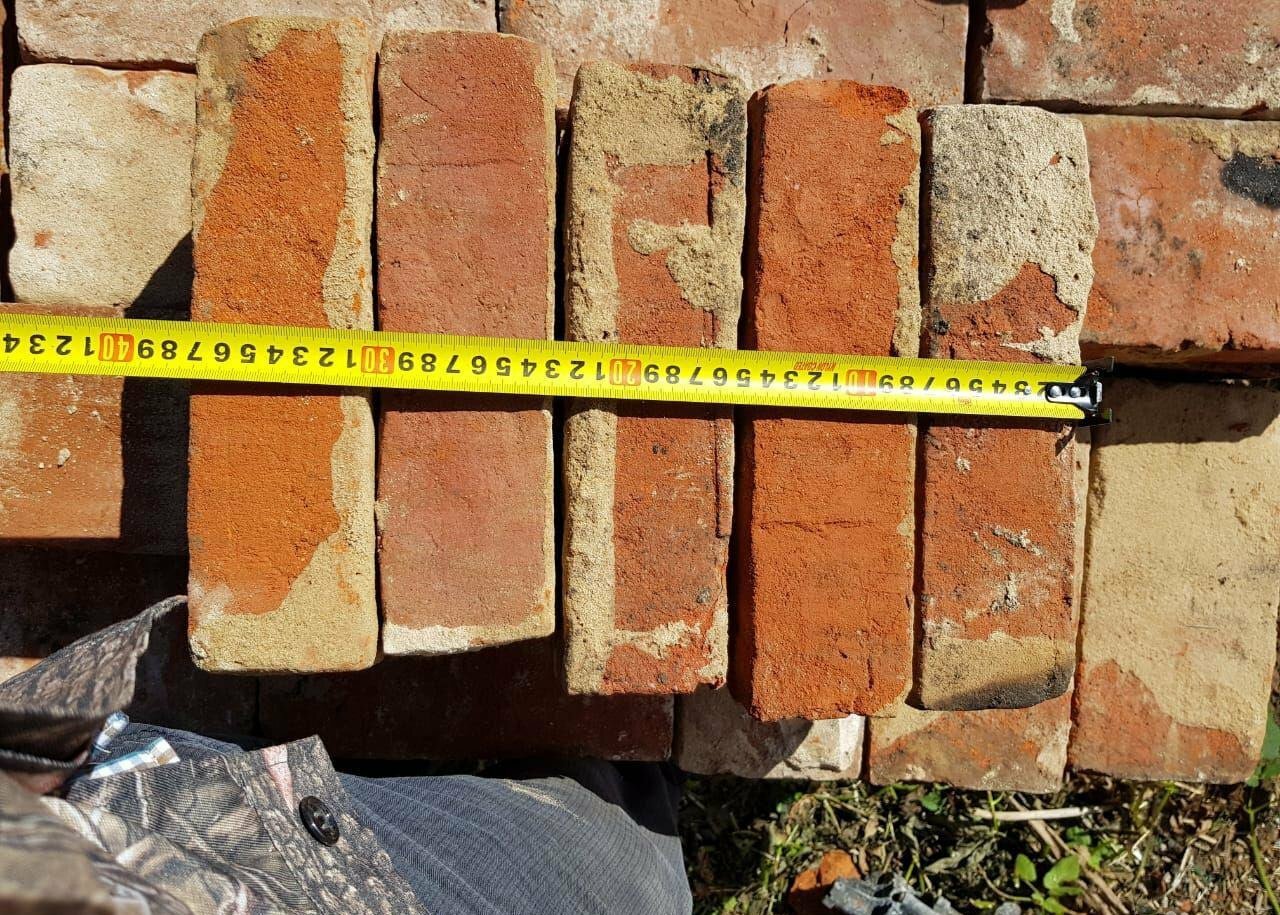 Старинный императорский кирпич для лофта (старый)