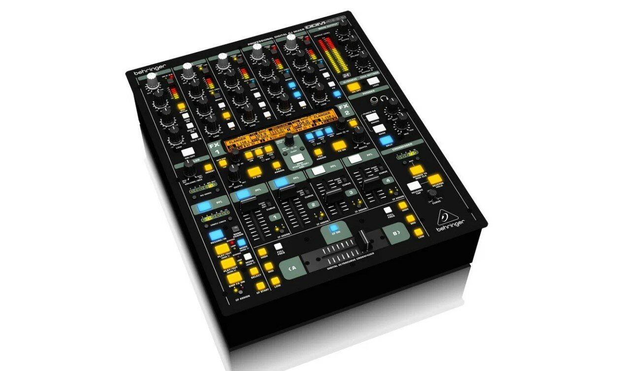Behringer DDM4000 пятиканальный DJ-микшер с тремя процессорами эффектов
