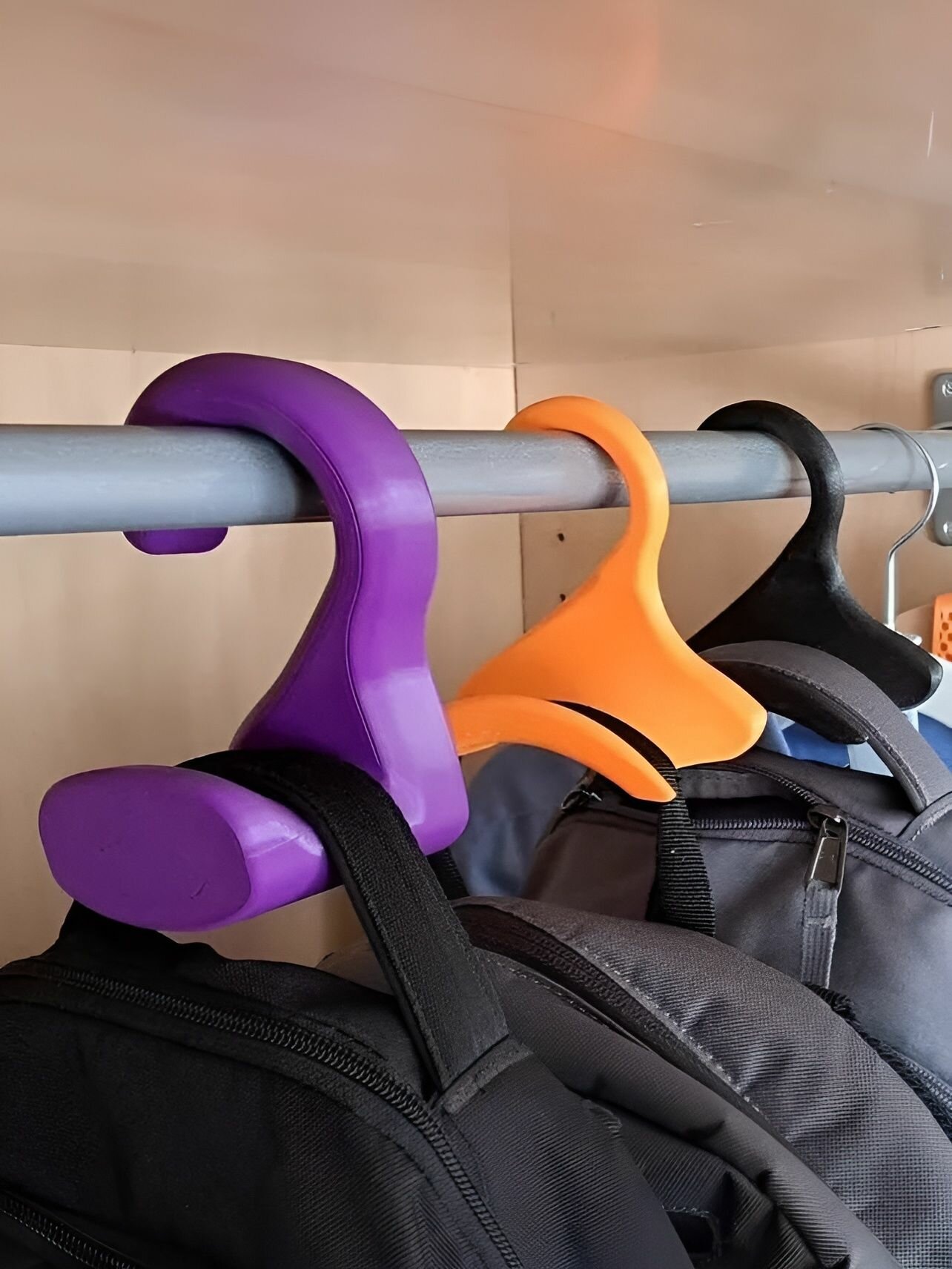 Держатель для сумок