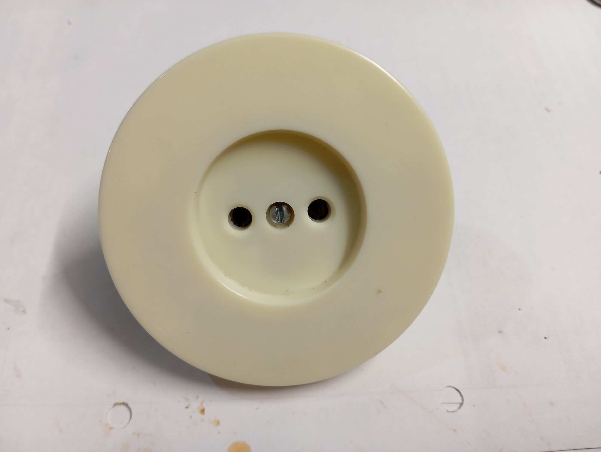 Розетка электрическая для внутренней проводки. Сделано в СССР. упаковка 10 штук.