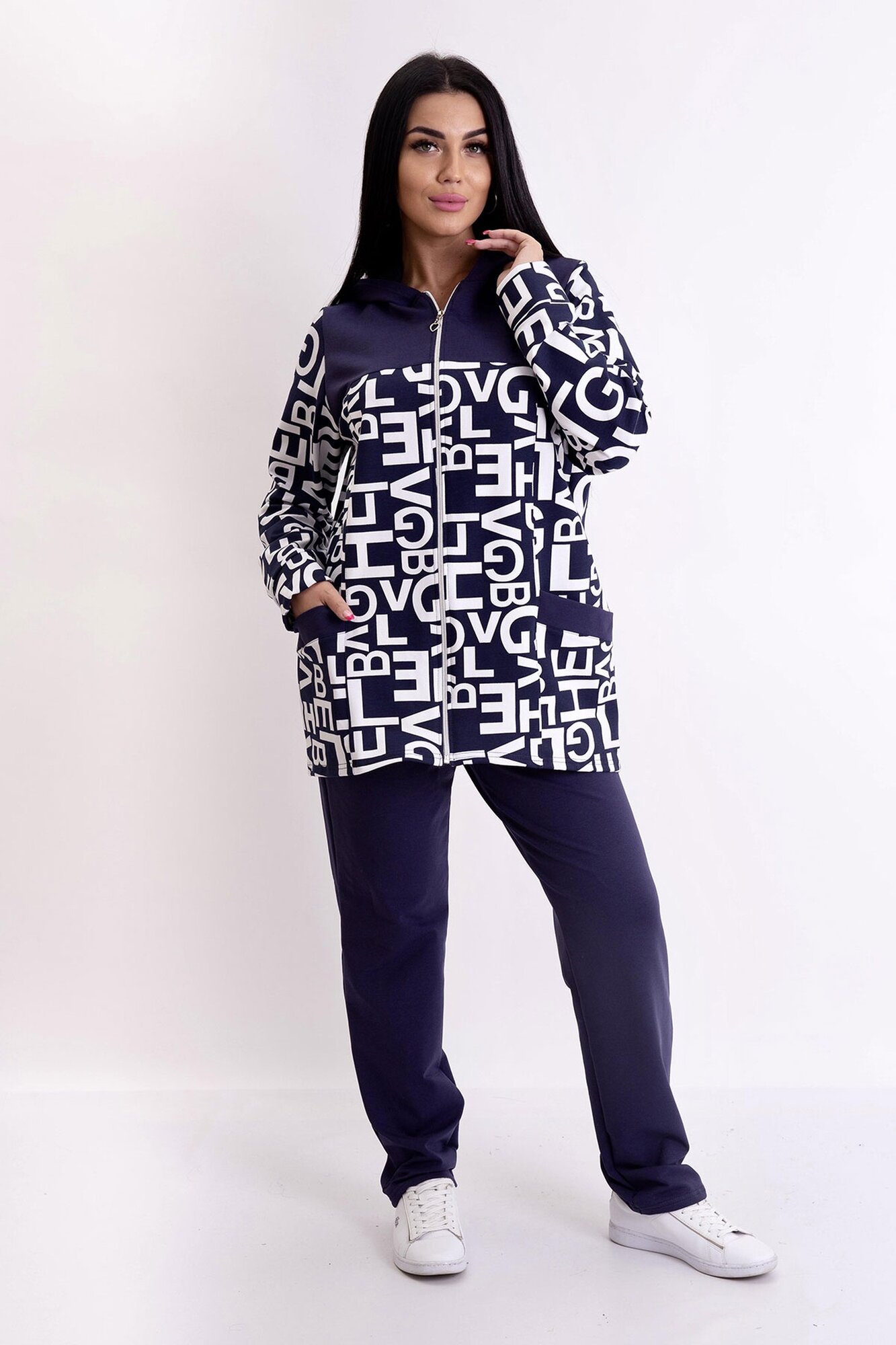 Костюм спортивный