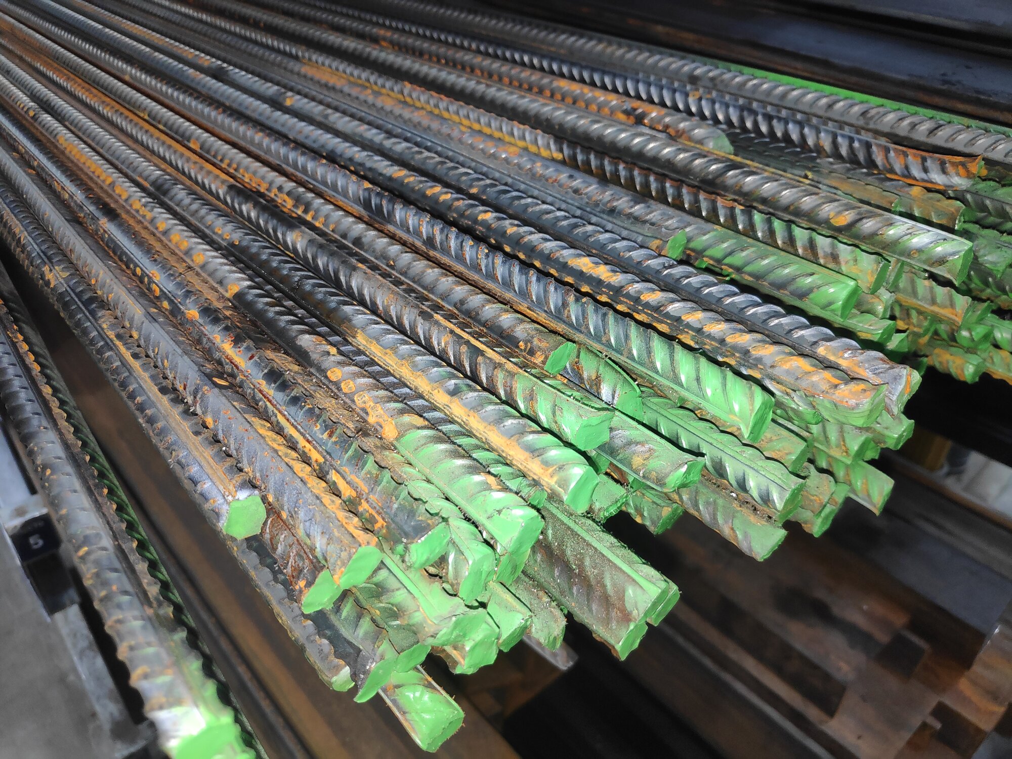 Арматура 10мм, стальная, рифленая, A-III, периодический профиль, длина 3м