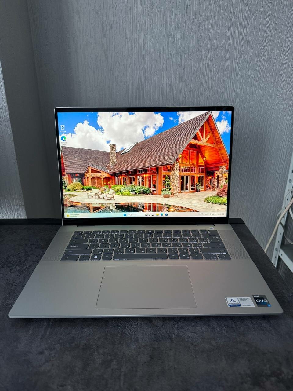 16" Ноутбук Dell Inspiron 16 7630 2-in-1, Intel Core i7 - 1360P 2.2 GHz, 16 ГБ, SSD 512 ГБ, Intel Iris Xe Graphics