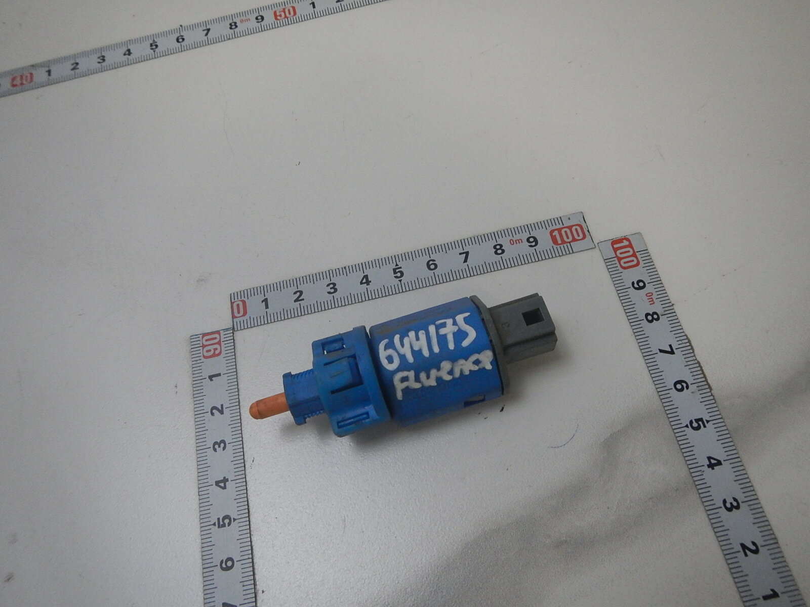 Б/У Датчик включения стопсигнала, Renault (Рено)-FLUENCE (10-) RENAULT FLUENCE (10-) Без видимых повреждений. 644175 REN...