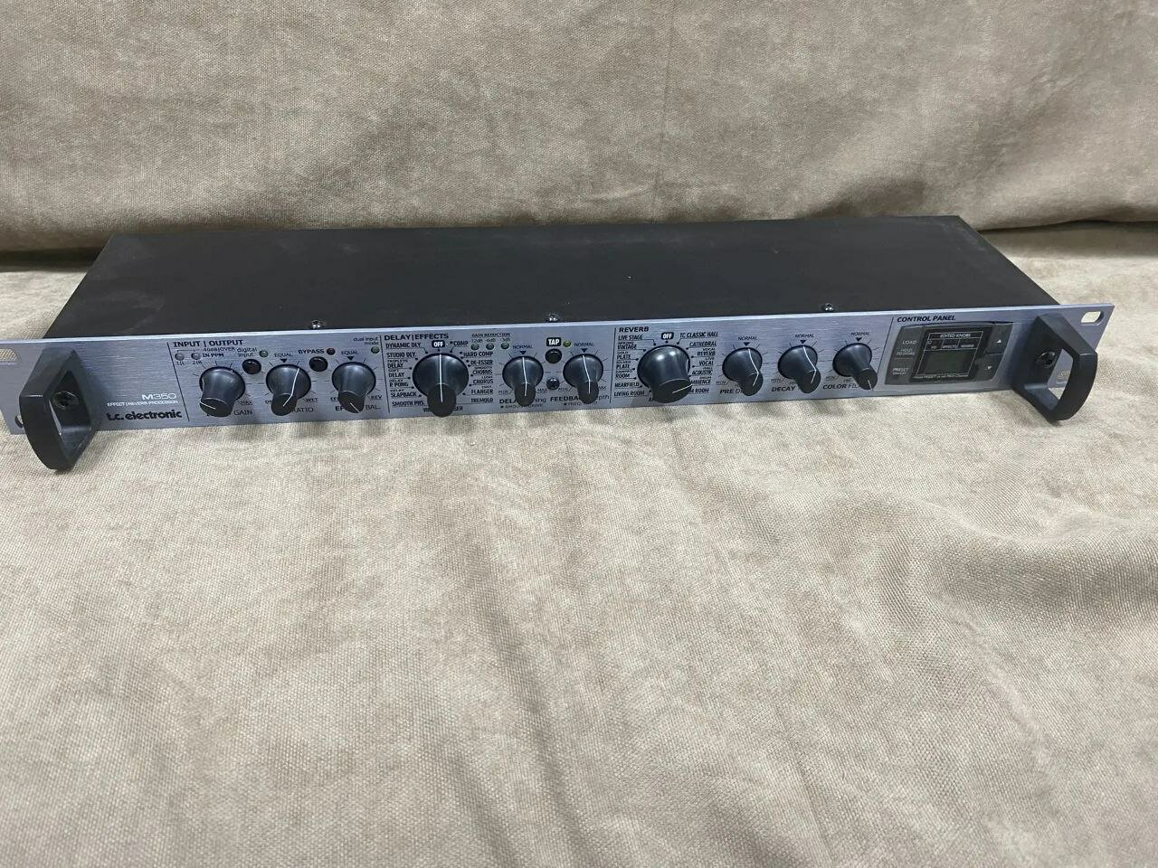 Процессор вокальных эффектов TC electronic M350