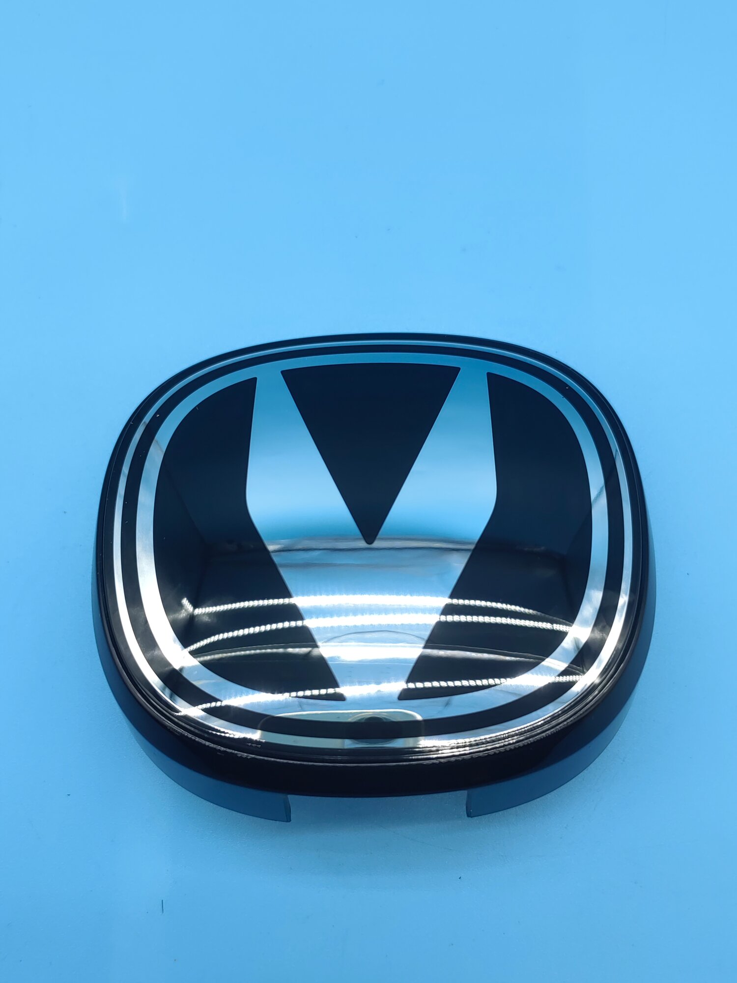 Changan Эмблема крышки багажника Changan Uni-V C281F2714010800