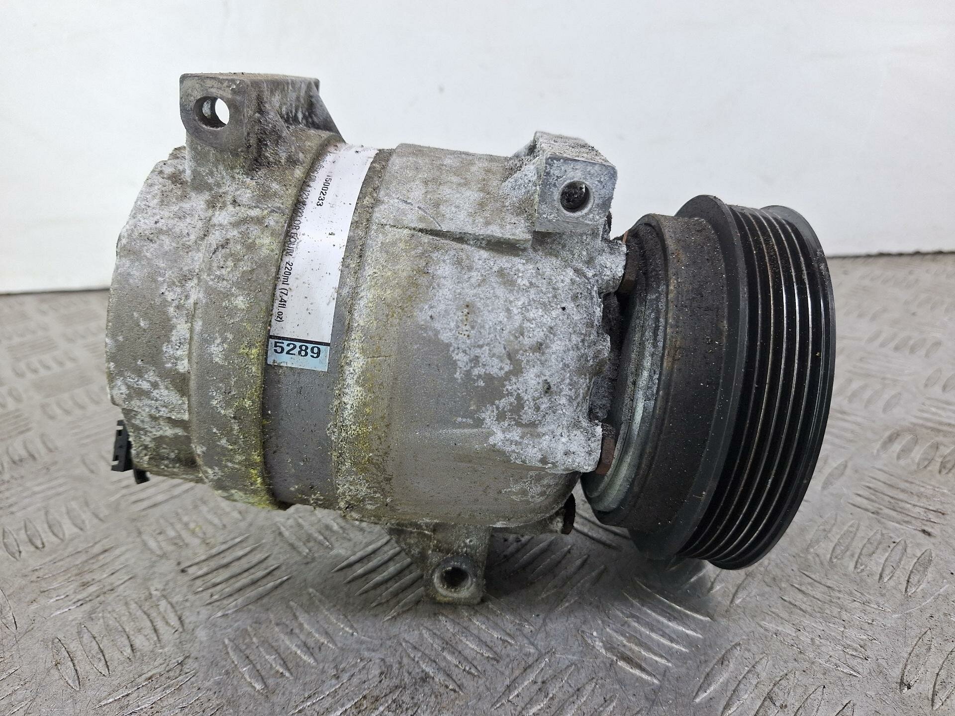Компрессор кондиционера Renault Scenic рест. (1999 - 2003) 7700103536