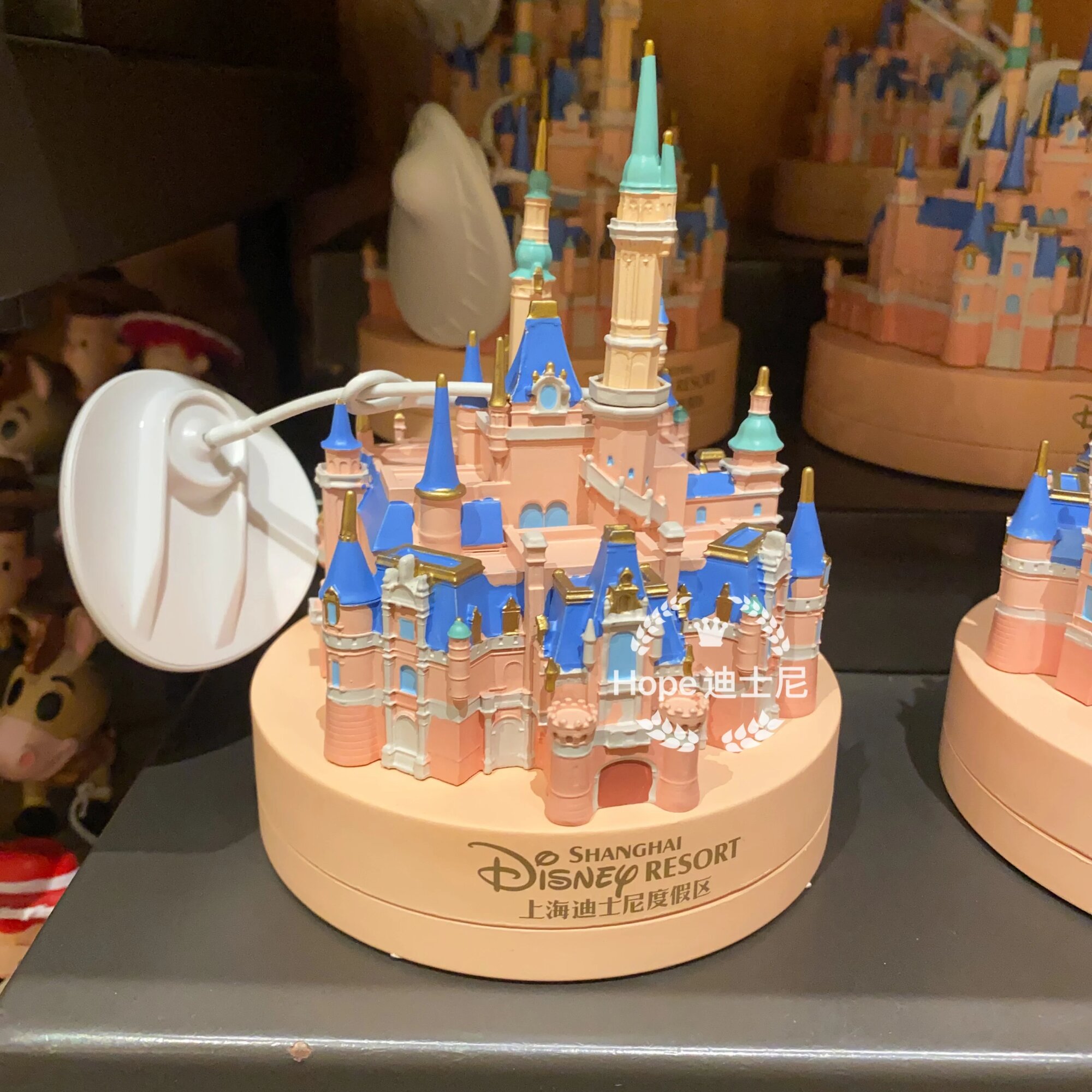 Фигурка замка Диснейленд Шанхай Disney