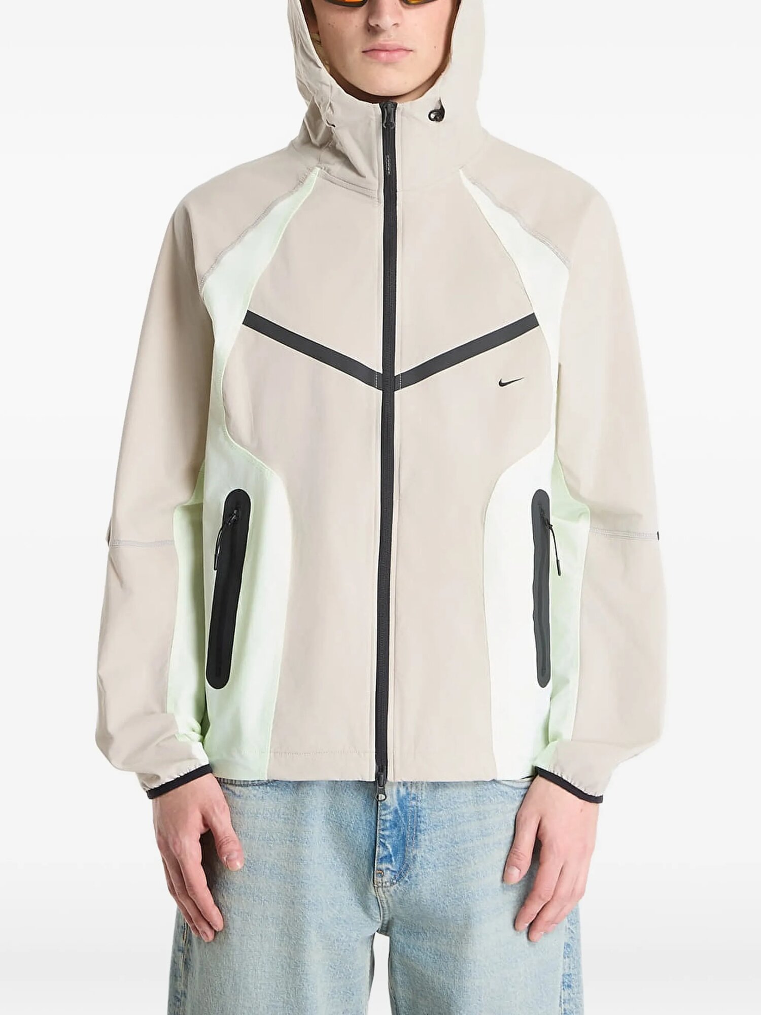 Куртка Tech Windrunner