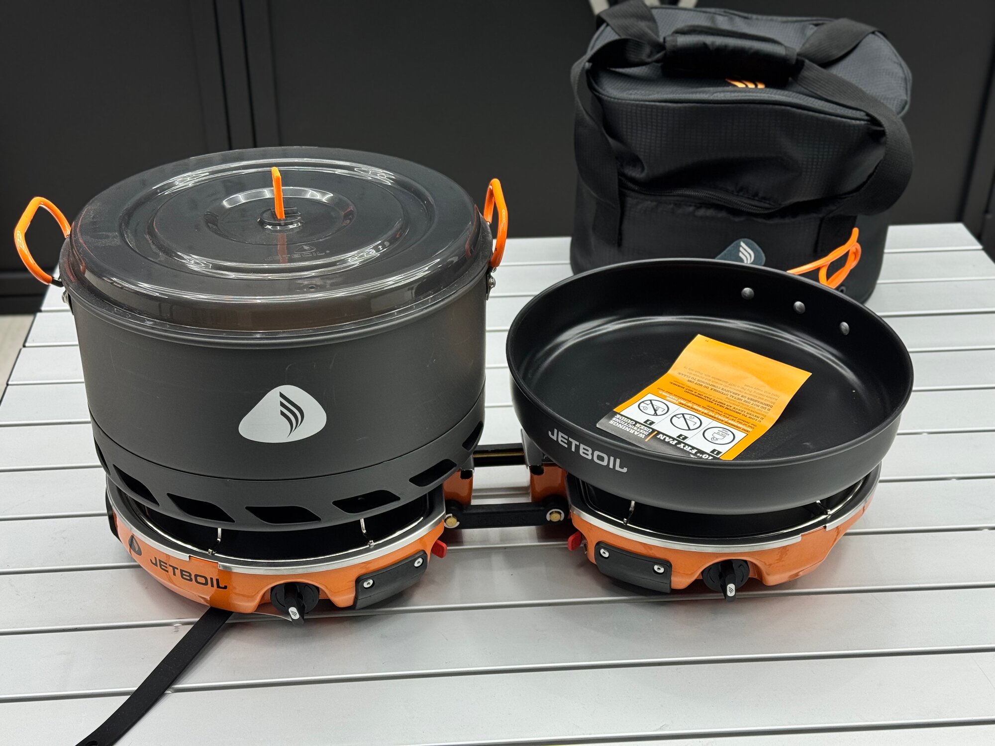 Система приготовления пищи Jetboil "Genesis Basecamp", котелок, сковорода, газовая плита