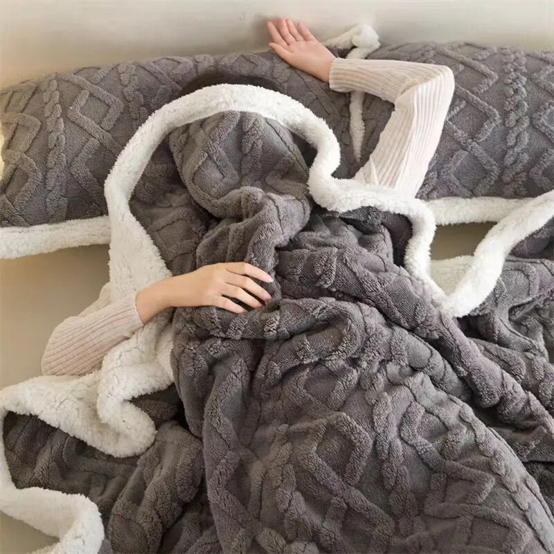 Плед Одеяло Двуспальный 180x200 см, с наполнителем Волокно, комплект из 1 шт