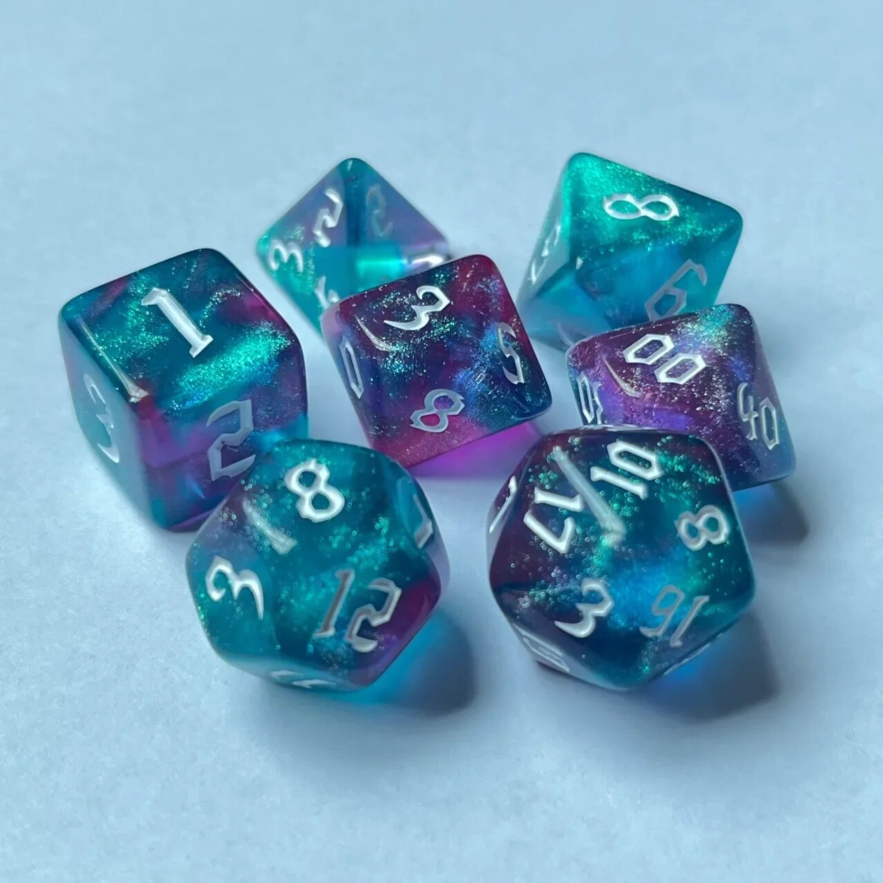 Набор кубиков D&D, 7 шт, бирюзово-фиолетовые