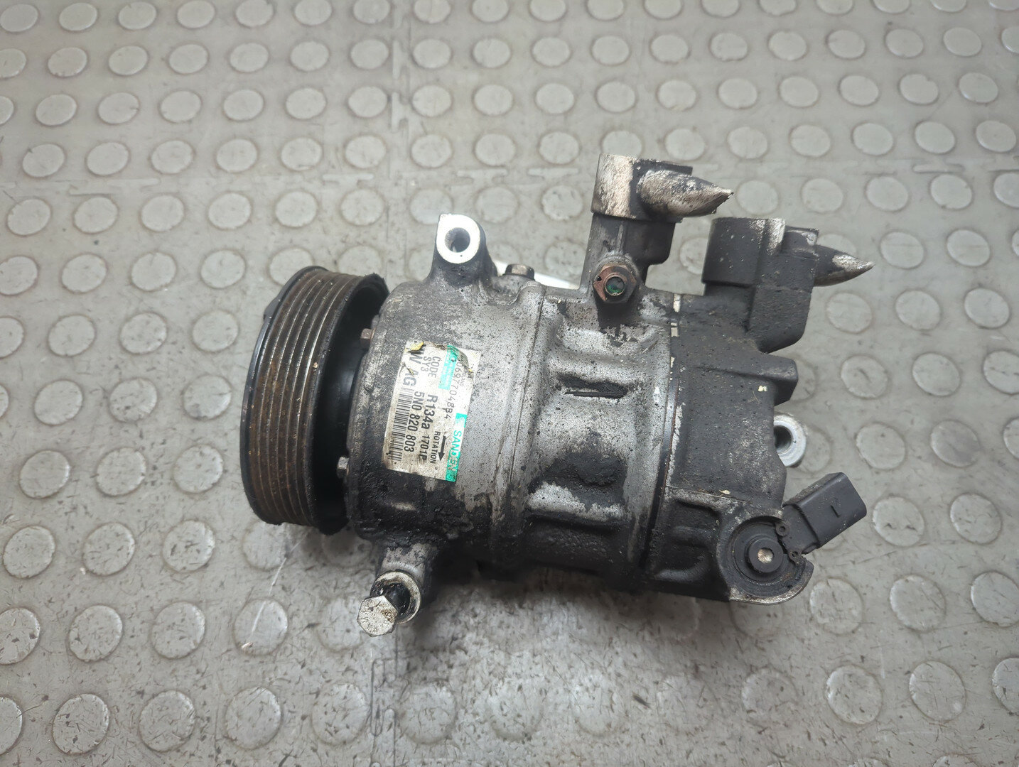 Компрессор кондиционера Audi A3 (8P) Б/У