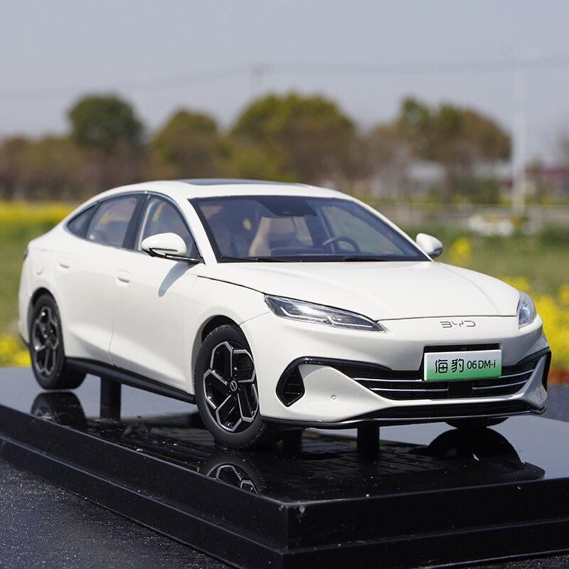 BYD Seal 06 DM - i EV 1: 18 Модель автомобиля из металлических сплавов