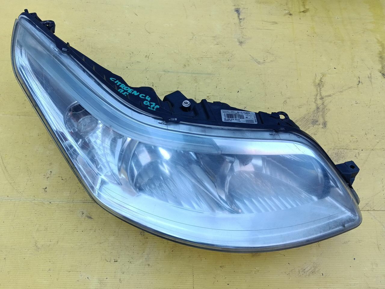 Citroen C4 Фара правая