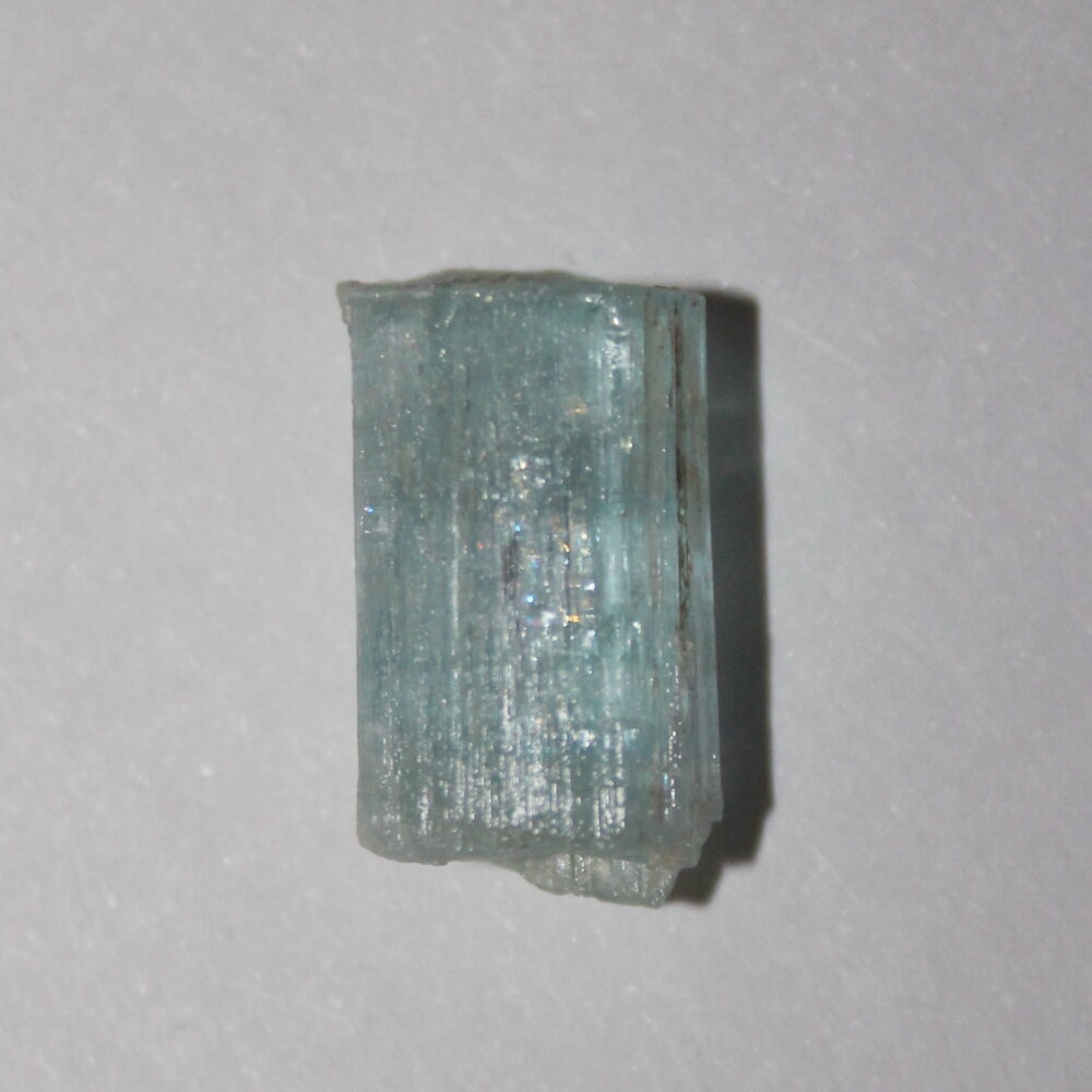 Кристалл сибирского аквамарина, голубого берилла, коллекционный образец, 16х9х6 мм, "True Stones"