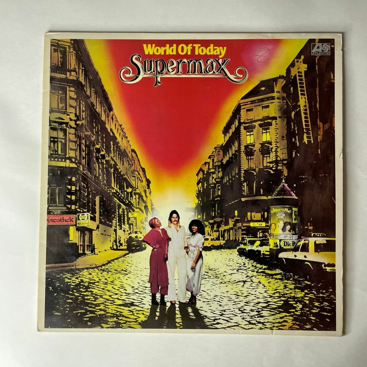 Винтажная виниловая пластинка LP Supermax World Of Today (Франция 1977)