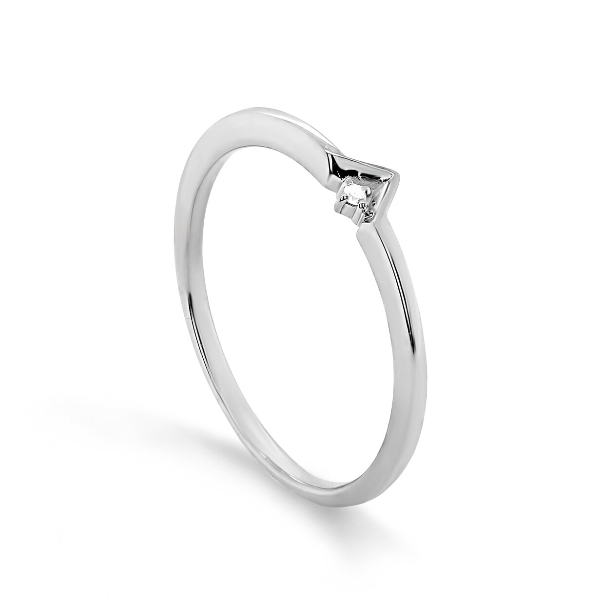 Кольцо широкое, серебро, 925 проба, родирование, бриллиант