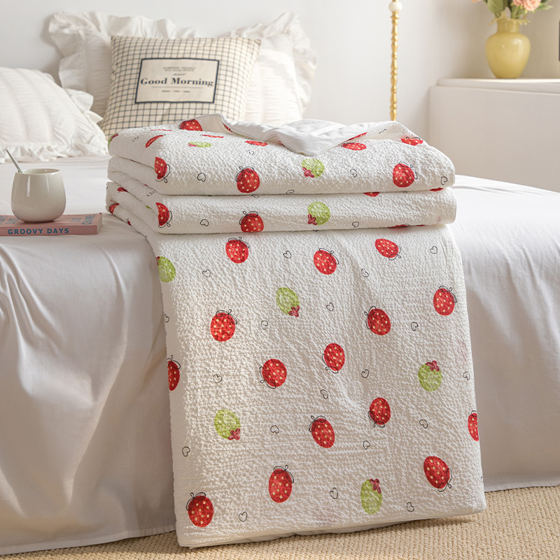 Strawberry Summer Bubble Blanket, Kids & Adults, Grade A, Machine Washable, 150x200 / 200x230 cm, Antibacterial