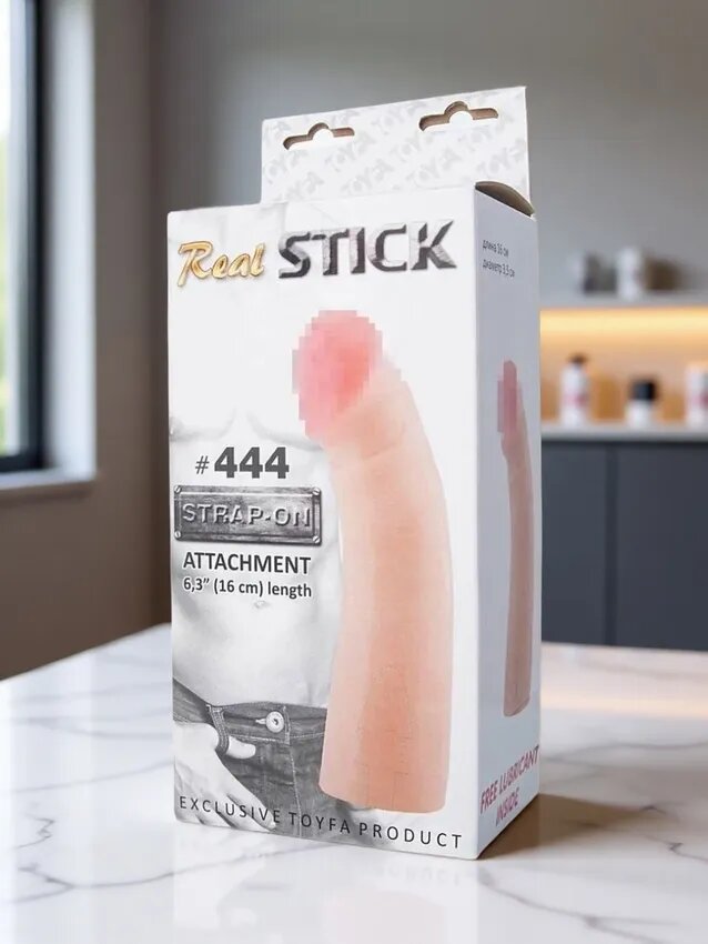 Фаллоимитатор-насадка для страпона RealStick #444 16 см, телесный