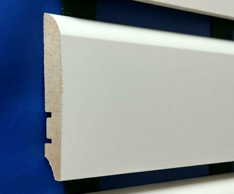 Плинтус МДФ Hannahholz Белый 81/403, 1 шт.