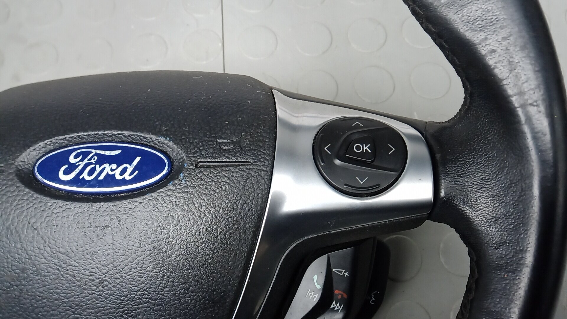 Руль FORD FOCUS 3 — фото 1