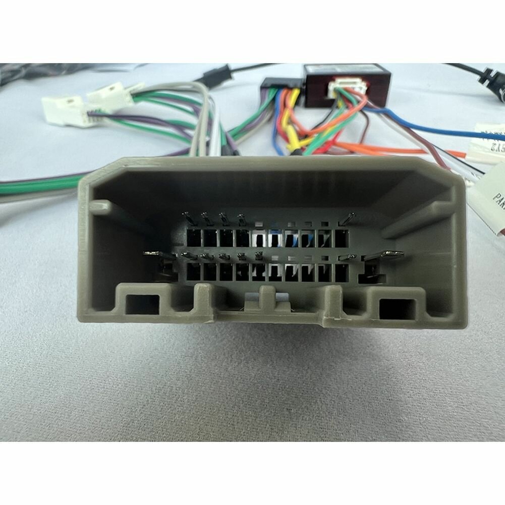 Комплект проводов для подключения Android для JEEP / CHRYSLER / DODGE 2005-2013 / Усилитель + CANBUS CARAV 16-162