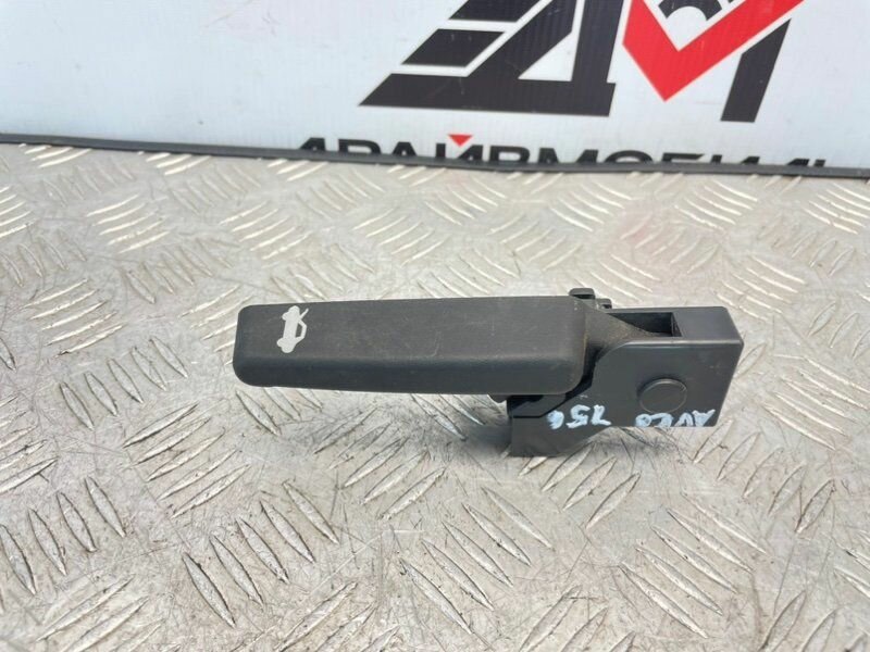 Ручка открывания капота Chevrolet Aveo 2014 13503692 T300 F16D4 (с пробегом)