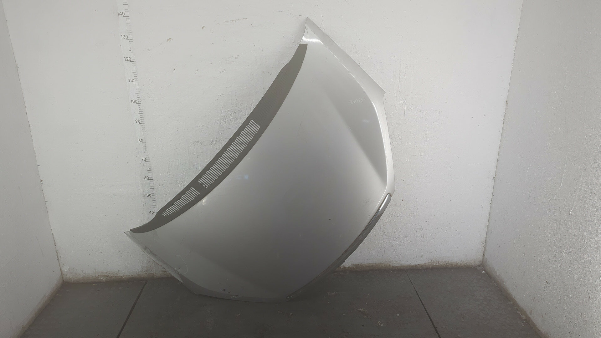 Капот Ford C-Max Б/У