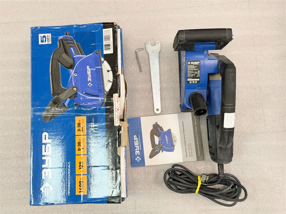 Электрический штроборез ЗУБР профессионал ЗШ-П30-1400