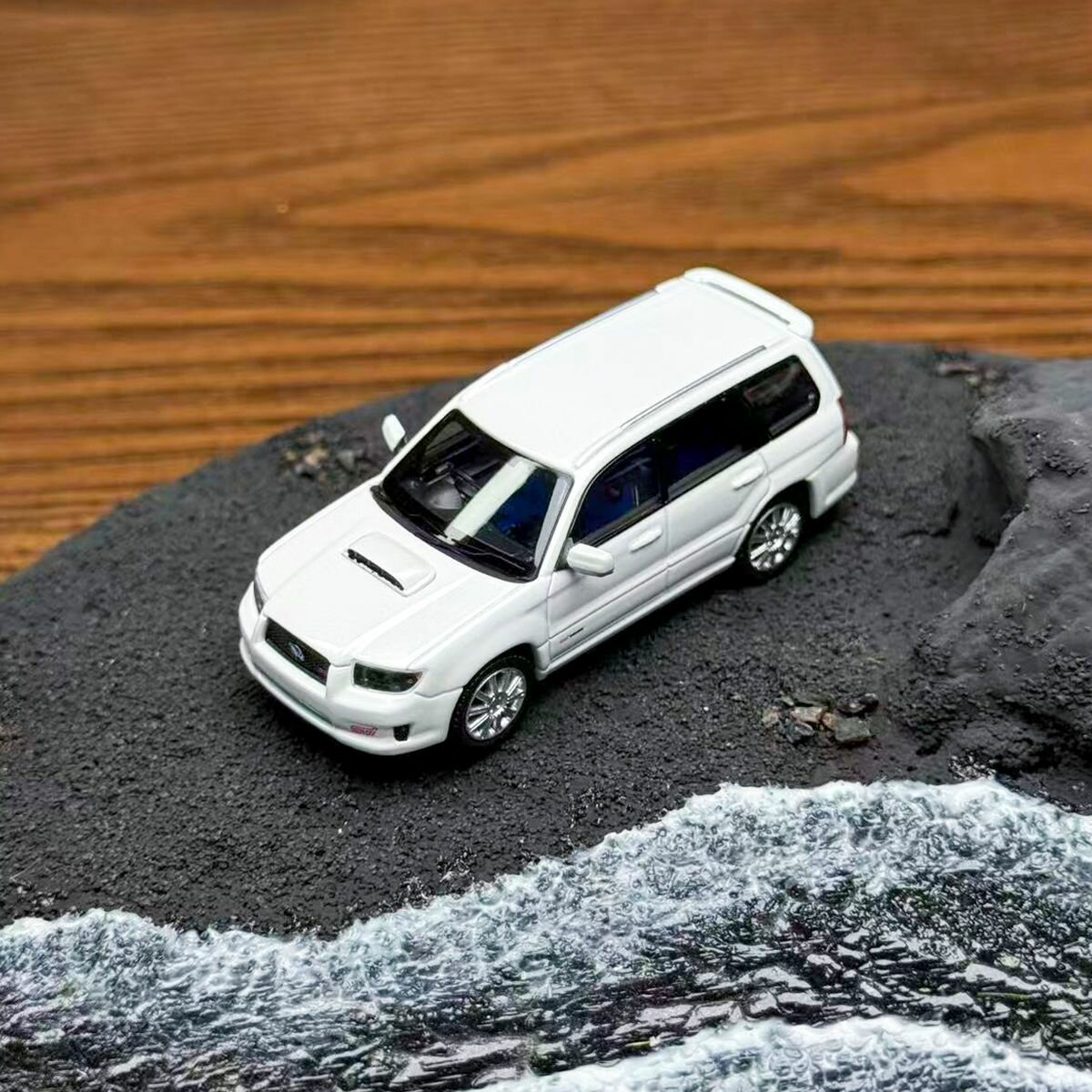 Машинка Fiberrun 1:64 SUBARU Forester SG9