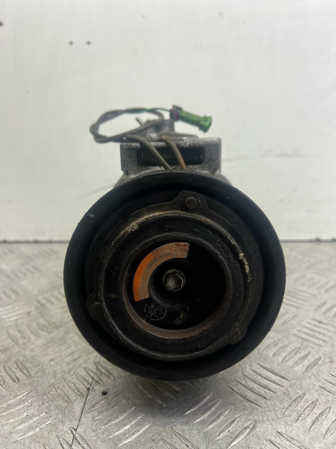 Компрессор кондиционера Audi A6 C5 1999 8D0260808