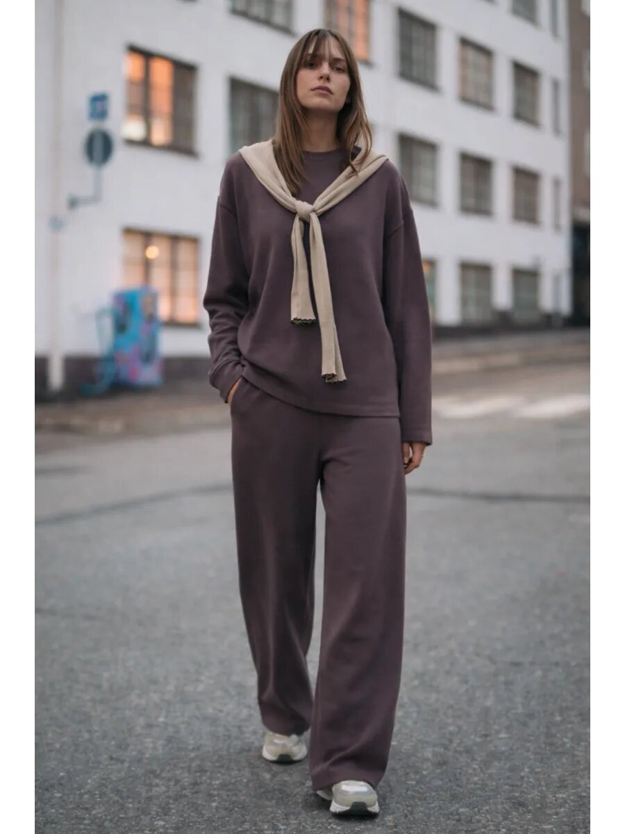 Костюм спортивный для женщин