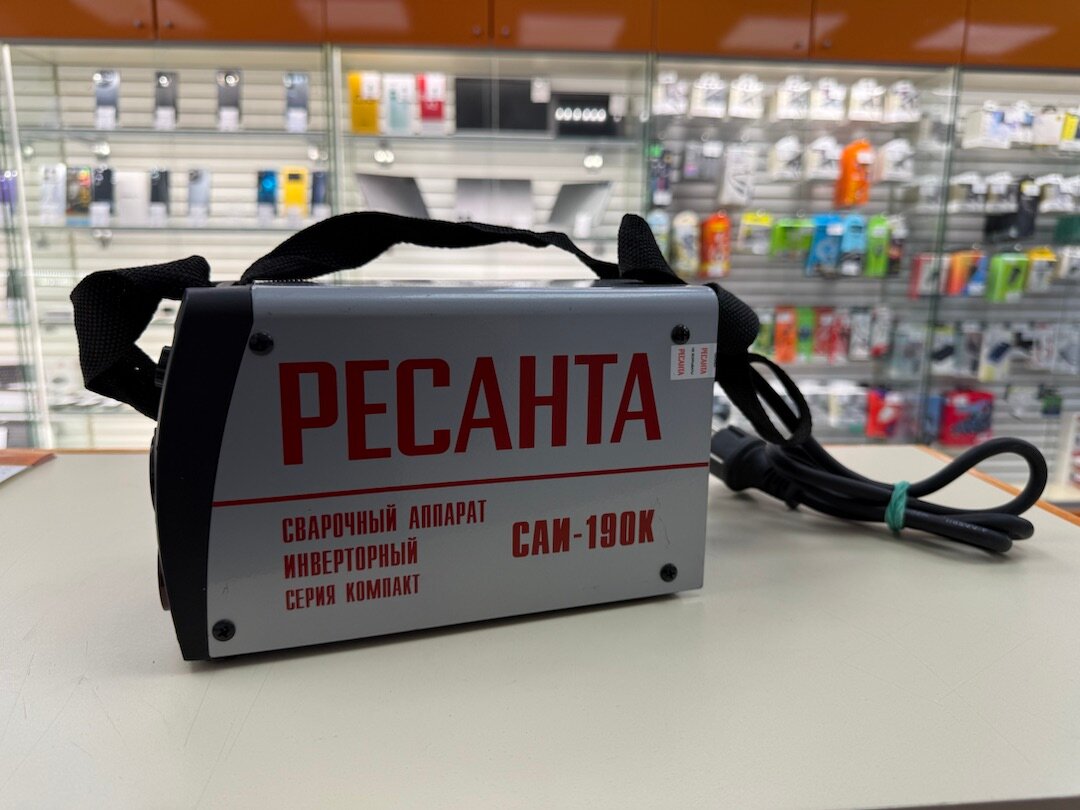 Сварочный аппарат инверторный Ресанта САИ-190К Б/У Уценка