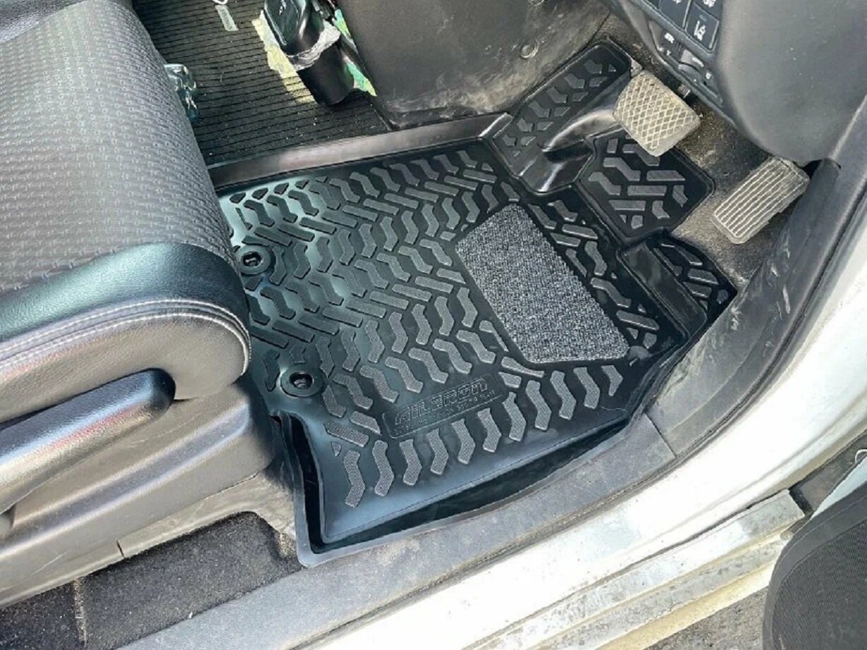 Honda StepWGN Spada (2015-17) (ПР) модельные коврики в салон 2 ряда (3D с подпятником) (8 мест)