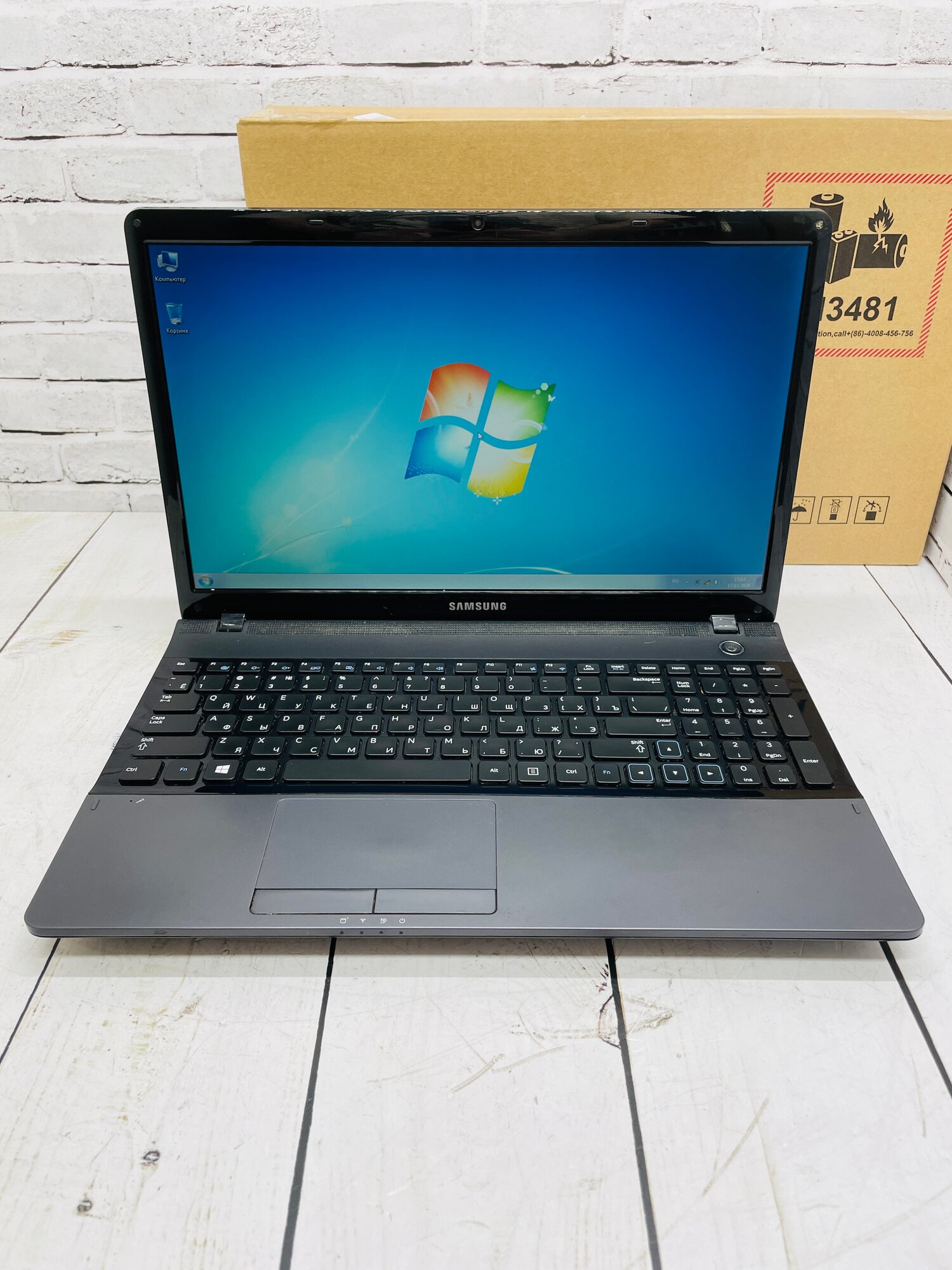 Игровой ноутбук 15,6, Samsung 305E, AMD A4 3300m, 4 Gb DDR3, 750 Gb HDD, AMD Radeon HD 6400m