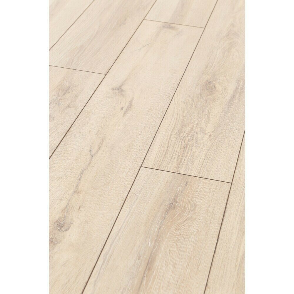 Ламинат 32 класс Эггер Хоум дуб паркетный 1,994 кв. м 8 мм с фаской влагостойкий