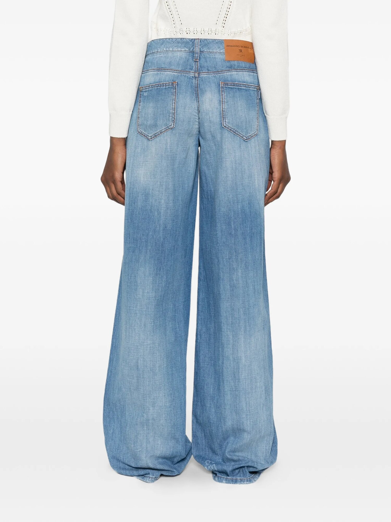 Джинсы Ermanno Scervino Wide-leg logo-patch jeans, размер 44 — фото 1