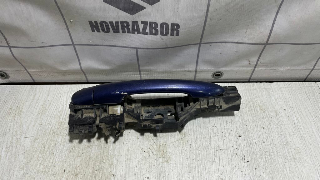 Ручка двери задней наружная левая Renault Megane 2 02-09